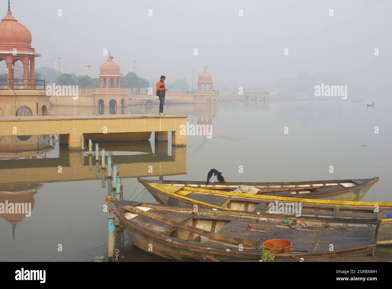 Small boats at Kudia Ghat of Gomati river, Lucknow, Uttar Pradesh ...