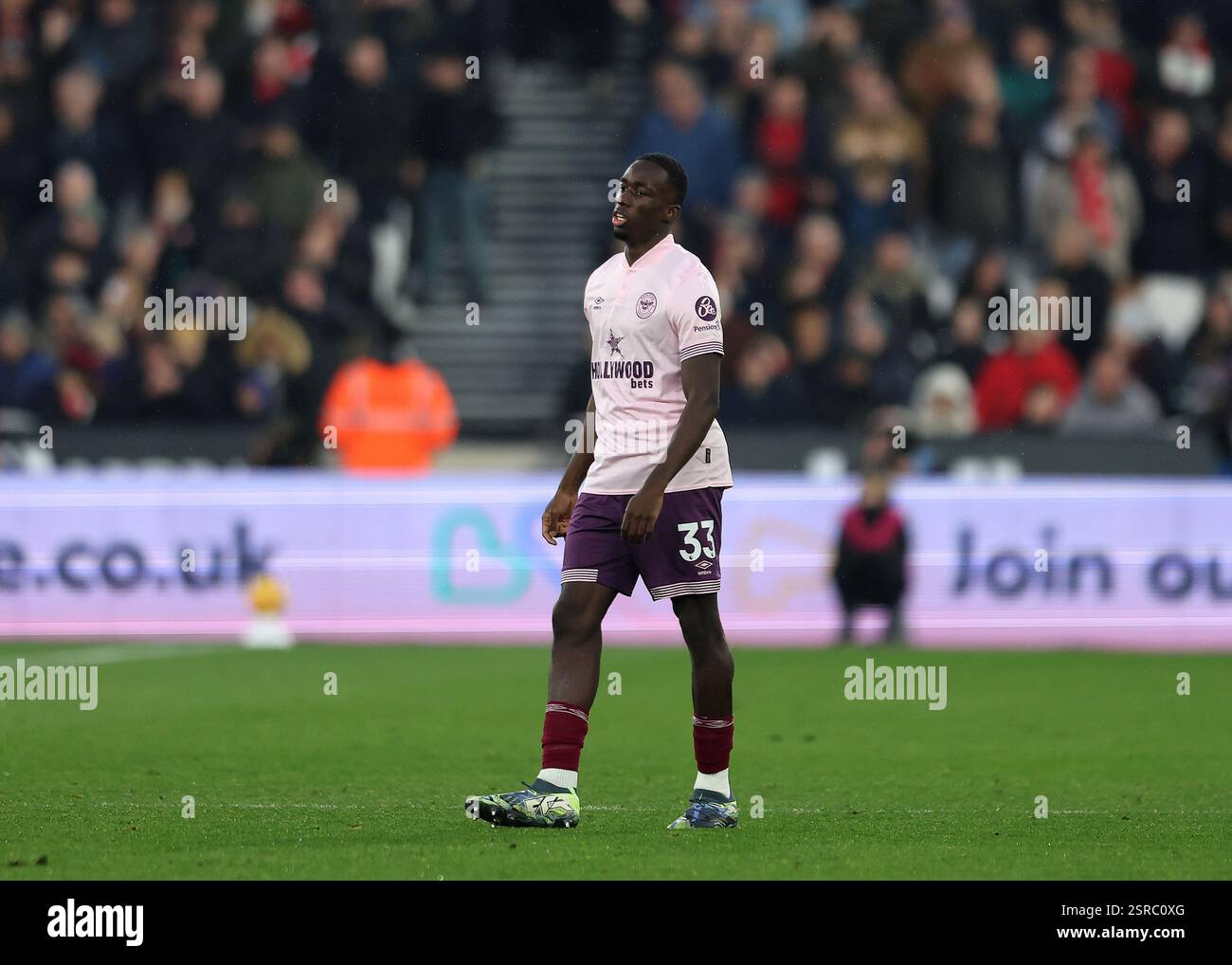 London Stadium, London, UK. 15th Feb, 2025. Premier League Football ...