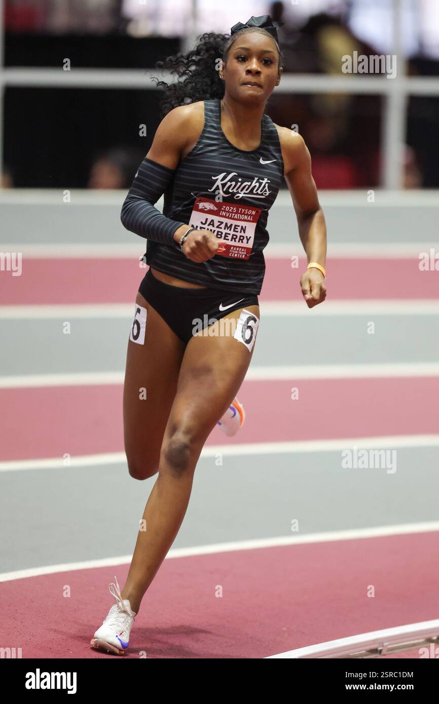 February 14, 2025: Knights runner Jazmen Newberry comes around the ...