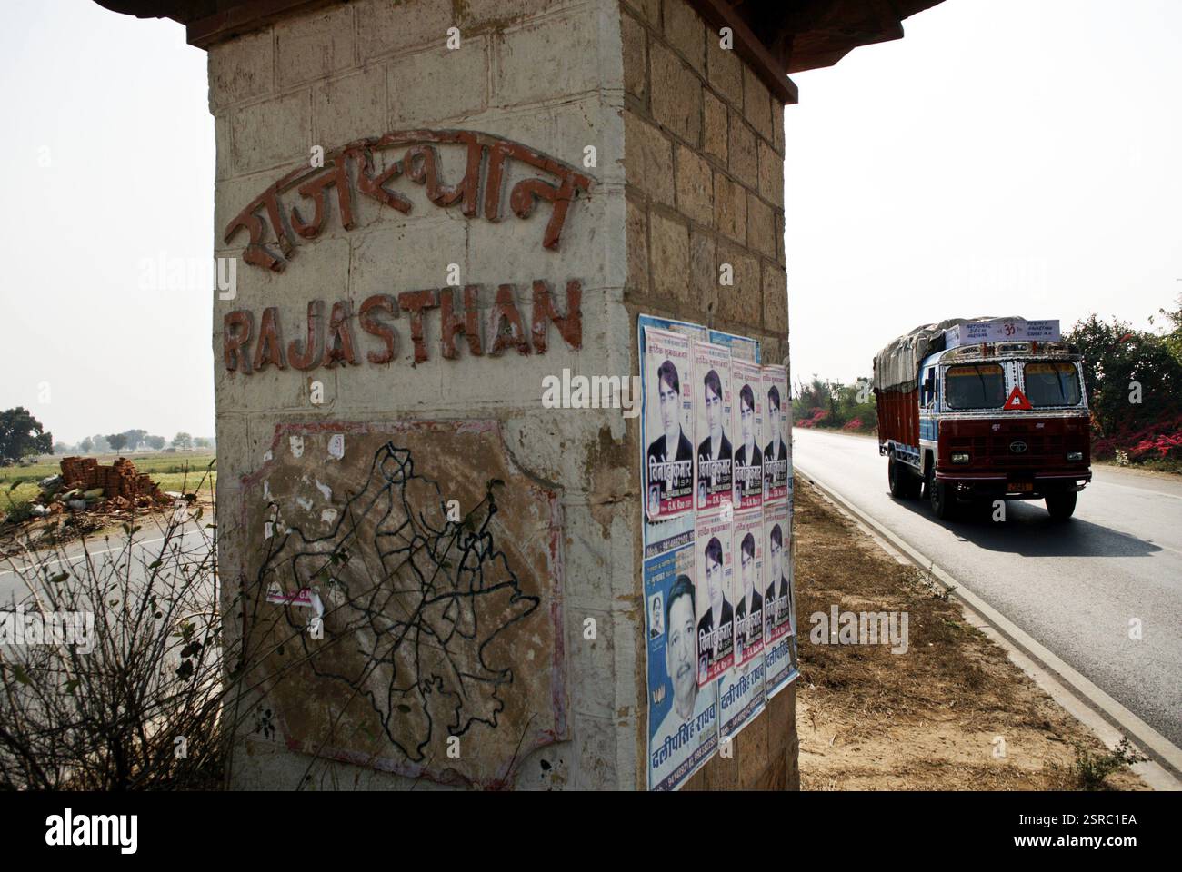 Signboard of Rajasthan on border of Haryana and Rajasthan, India, Asia ...
