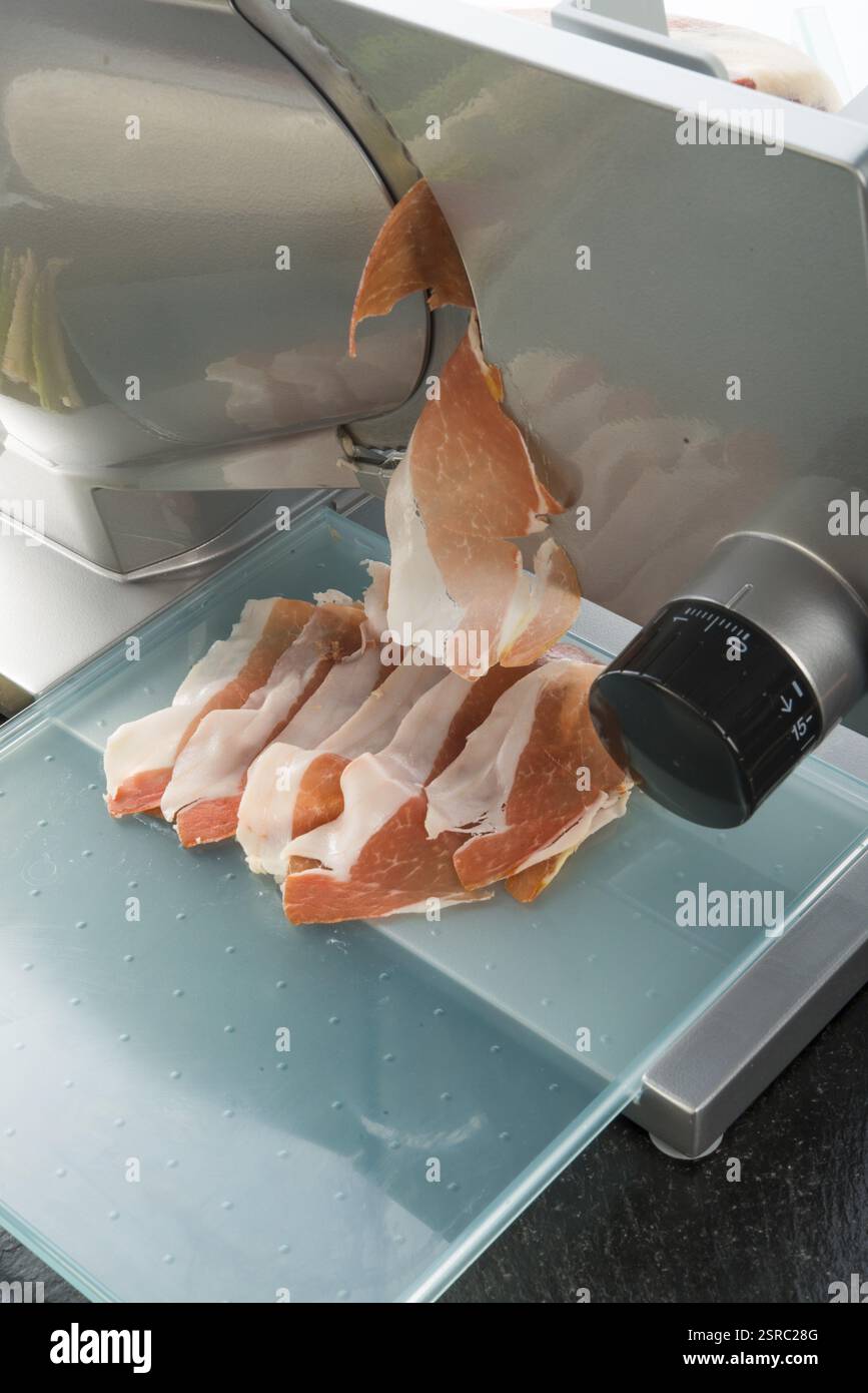 Slicing machine hi-res stock photography and images - Alamy