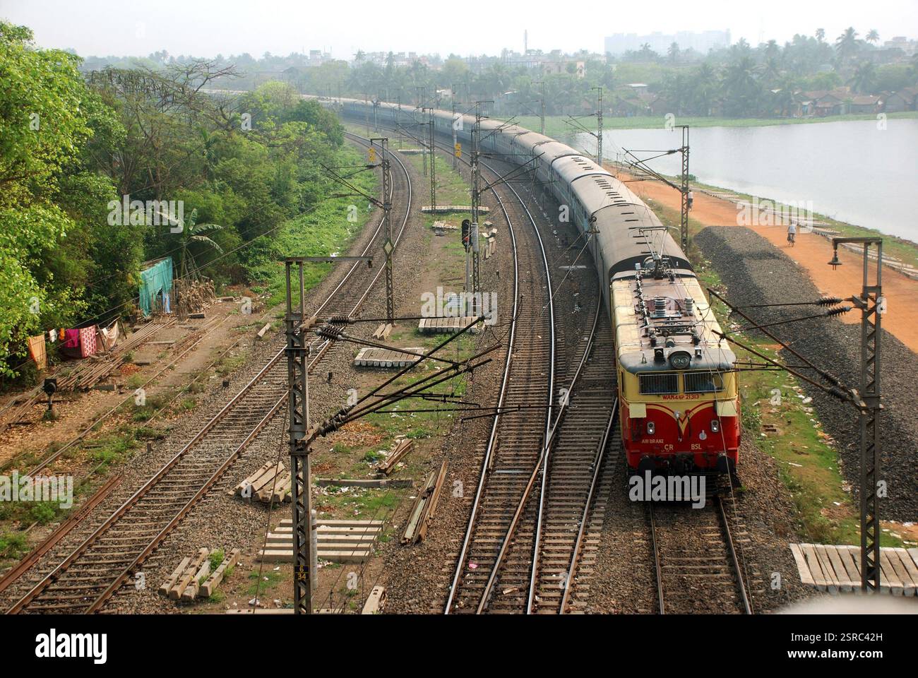 Mail train on track, Calcutta Kolkata, West Bengal, India, Asia Stock ...