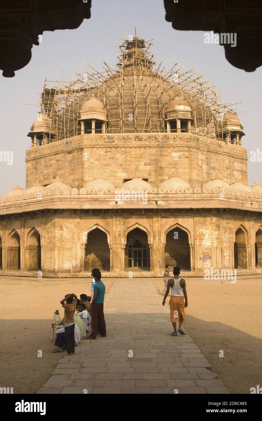 Sher shah suri tomb in Sasaram, Bihar, India, Asia Stock Photo - Alamy