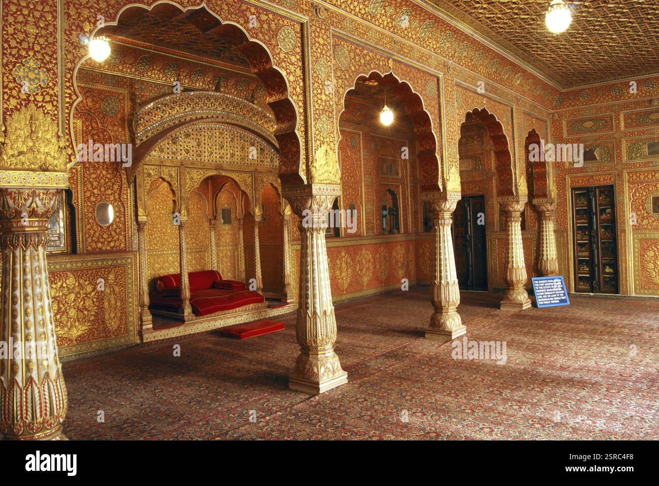 Famous Anup Anoop Mahal with gold work inside Junagarh fort, Bikaner ...