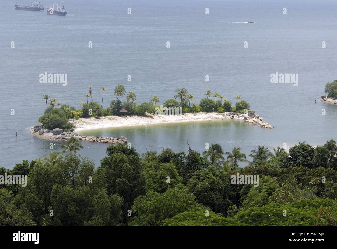 Islands of singapore hi-res stock photography and images - Alamy