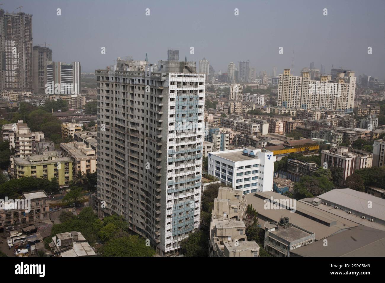 Building, byculla, mumbai, maharashtra, india, asia Stock Photo - Alamy