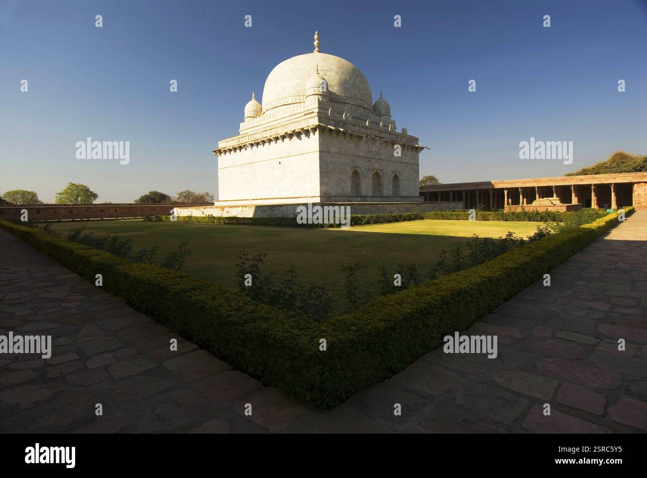 Hoshang shahs tomb at Mandu, Madhya Pradesh, India, Asia Stock Photo ...