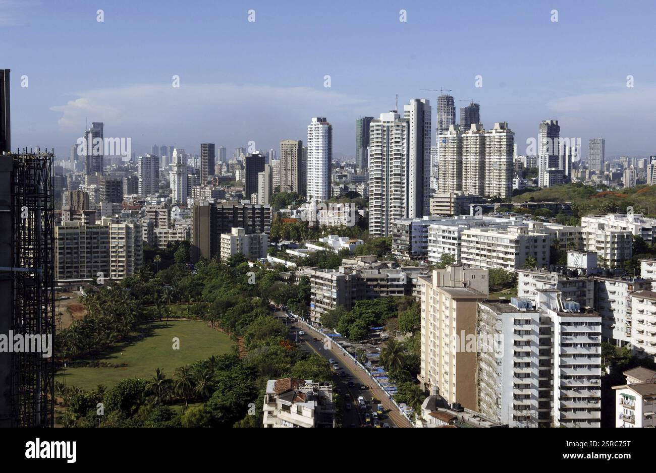 Skyline from Urvashi Building, Malabar Hill, Mumbai, Maharashtra, India ...