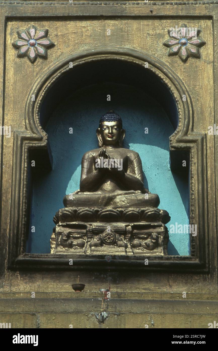 Buddha enlightment on samadhi, Mahabodhi temple, Bodh Gaya, Bihar ...