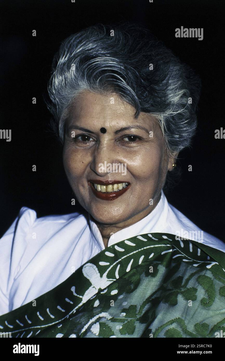 Famous female portraits hi-res stock photography and images - Alamy