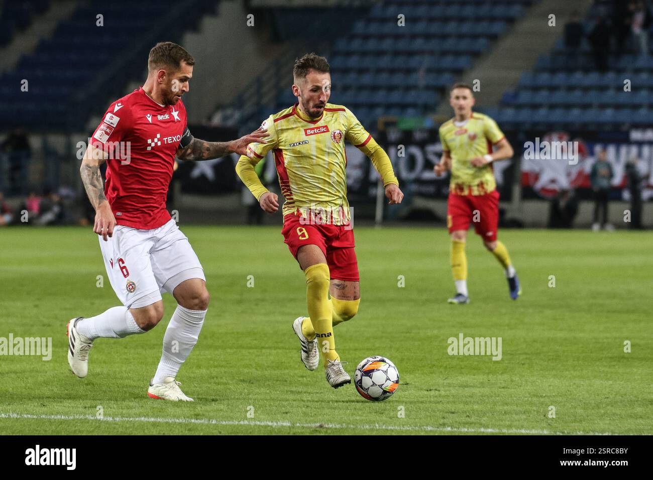 Krakow, Poland. 15th Feb, 2025. football 2024 2025 Betclic 1 Liga Wisla ...