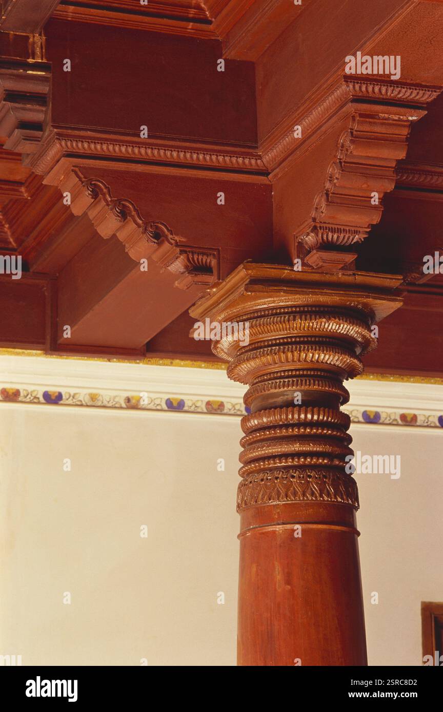 Asia india column details hi-res stock photography and images - Alamy