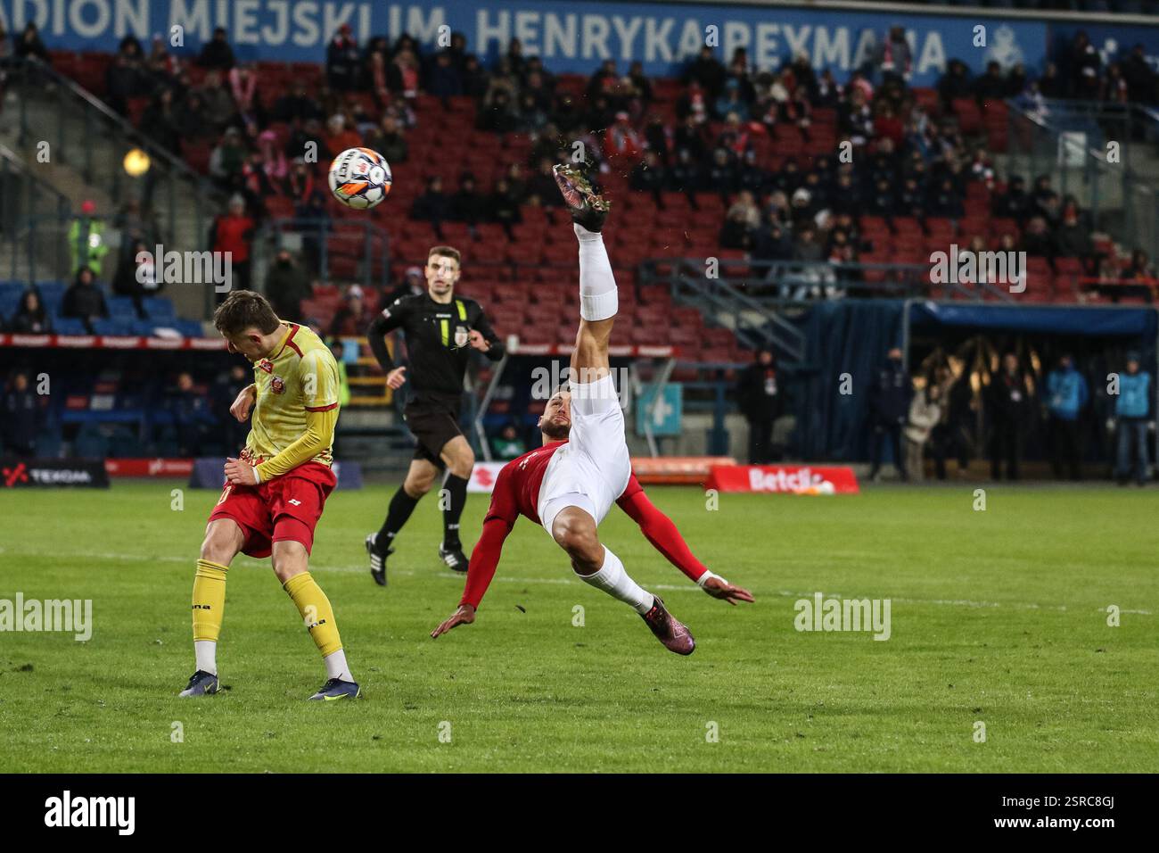 Krakow, Poland. 15th Feb, 2025. football 2024 2025 Betclic 1 Liga Wisla ...