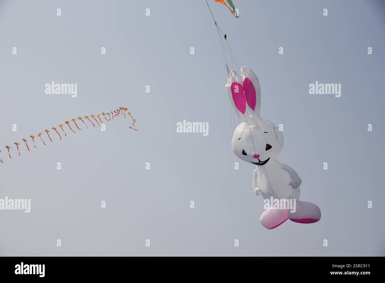 Kids india kites hi-res stock photography and images - Alamy