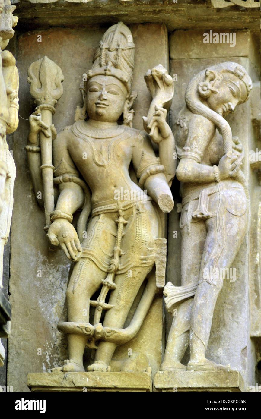 Shiva and apsara on wall of vishvanatha temple Khajuraho madhya pradesh india Stock Photo - Alamy