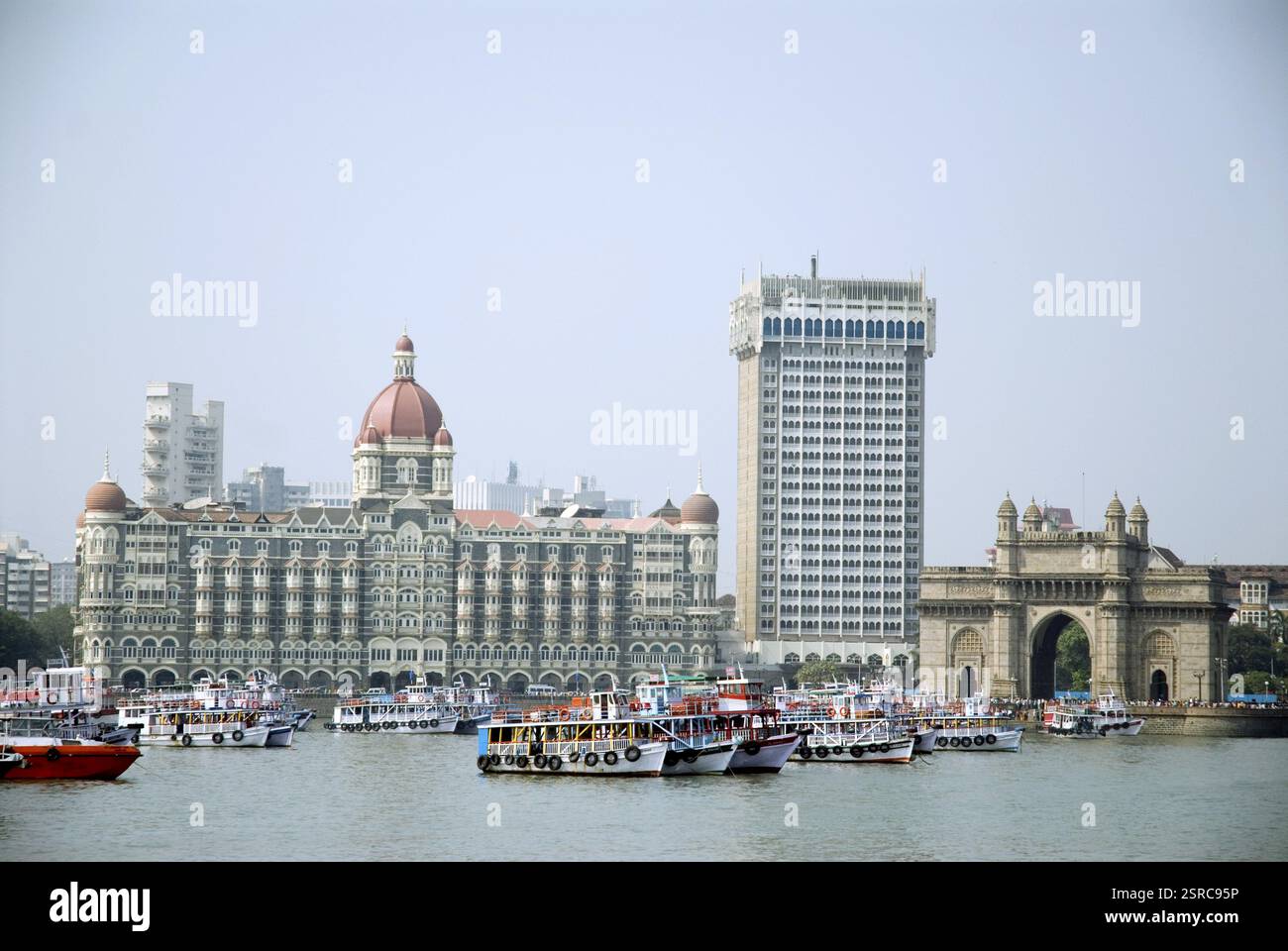 Old and new Taj Mahal hotel and Gateway of India Apollo bunder heritage ...