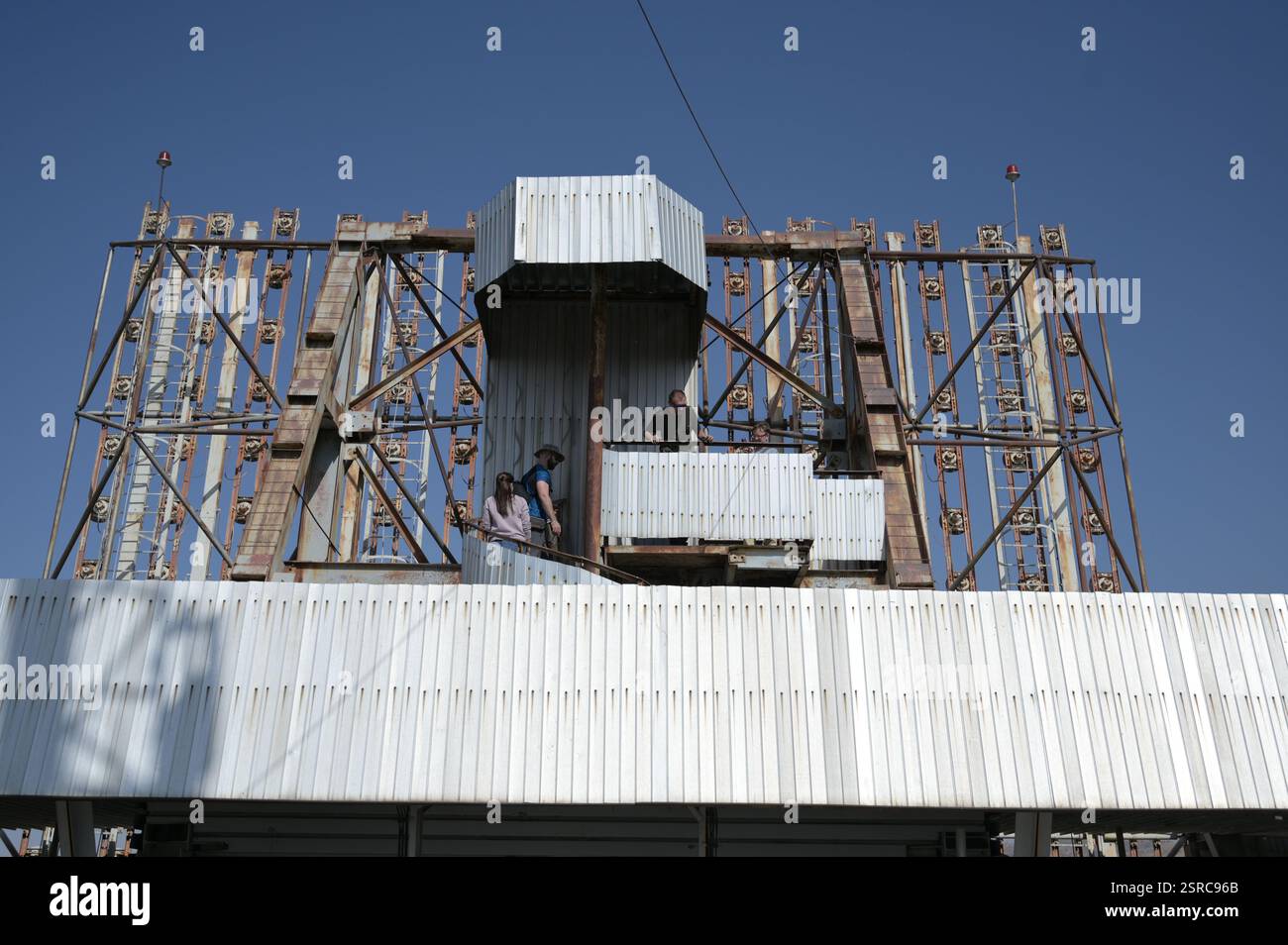 Parabolic form hi-res stock photography and images - Alamy