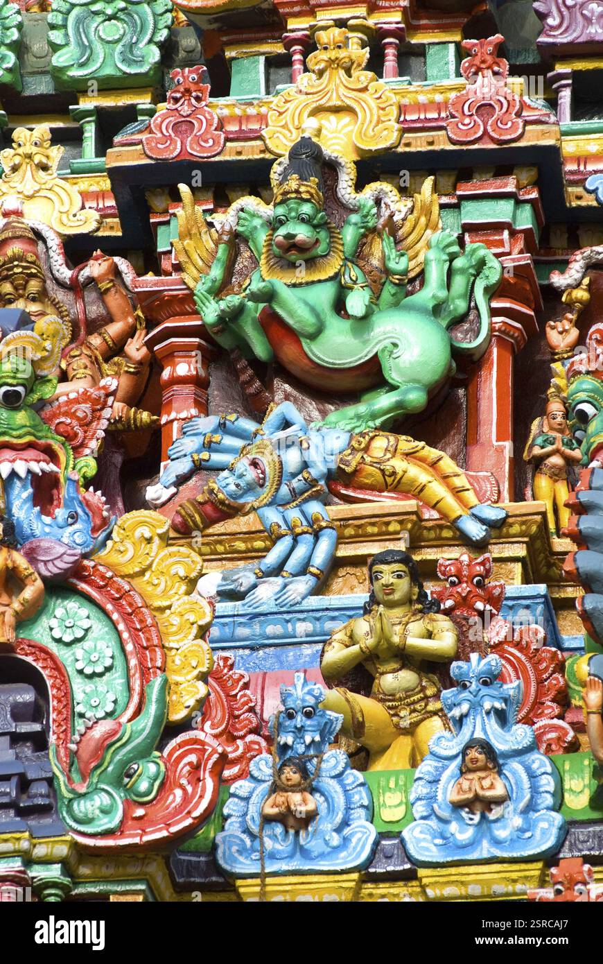 Stucco figures on gopuram of meenakshi temple, Madurai, Tamil Nadu ...