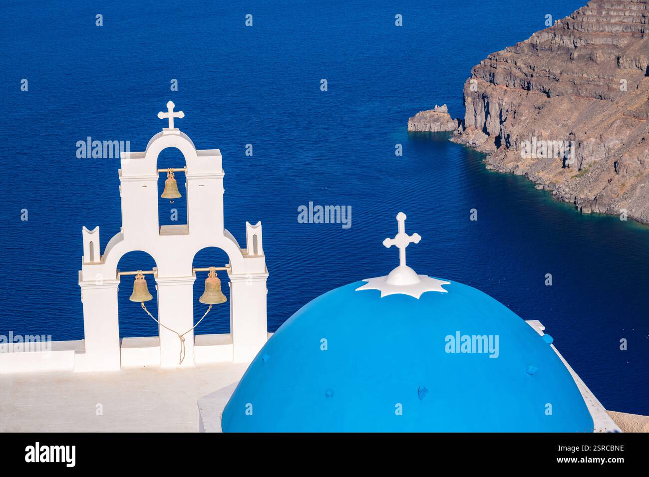 Earthquakes santorini hi-res stock photography and images - Alamy