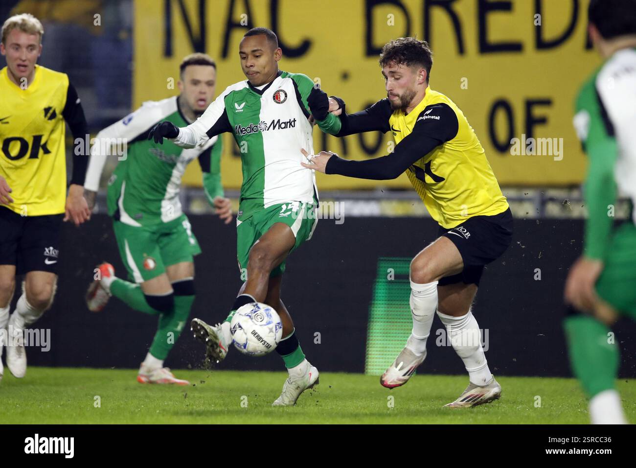 BREDA - (l-r) Igor Paixao of Feyenoord, Maxime Busi of NAC Breda during ...