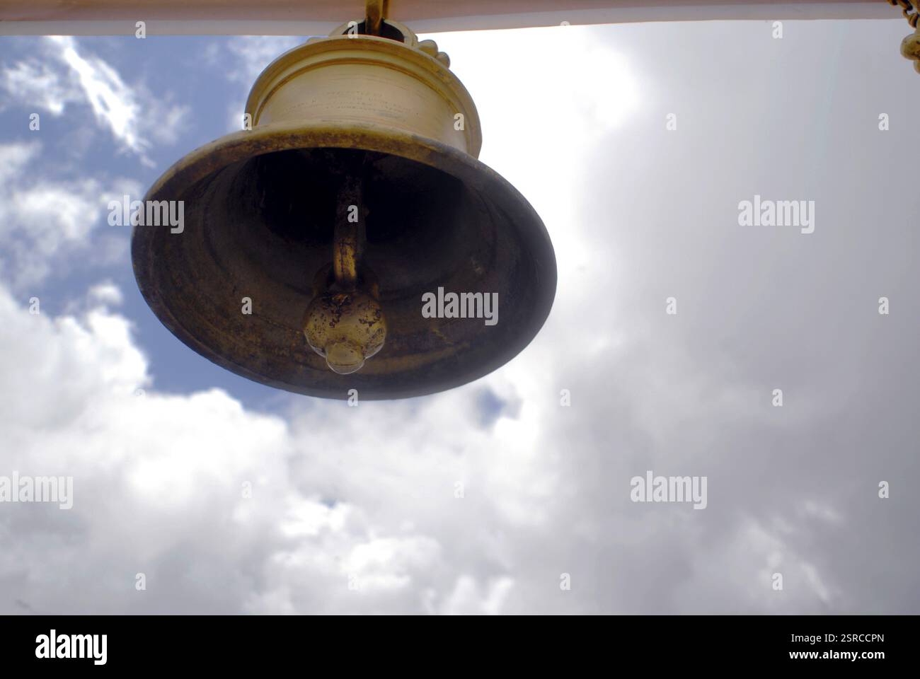 Giant bell in front of Kedarnath temple in Uttarkashi district ...