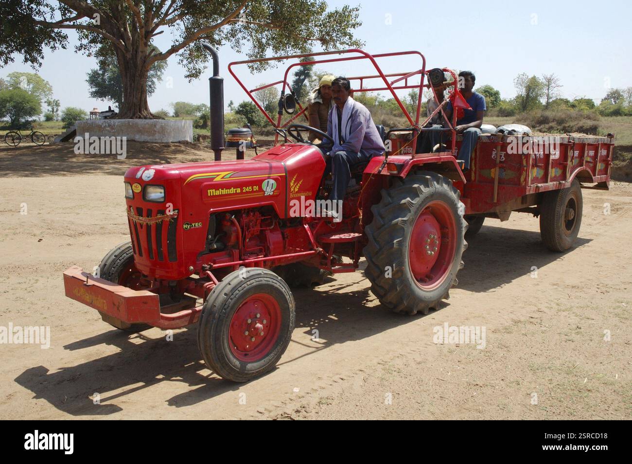 Indian farmers tractors hi-res stock photography and images - Alamy