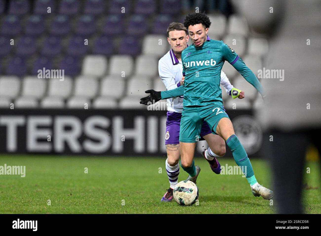 Antwerpen, Belgium. 09th Jan, 2025. Thibaud Verlinden (10) of Beerschot ...
