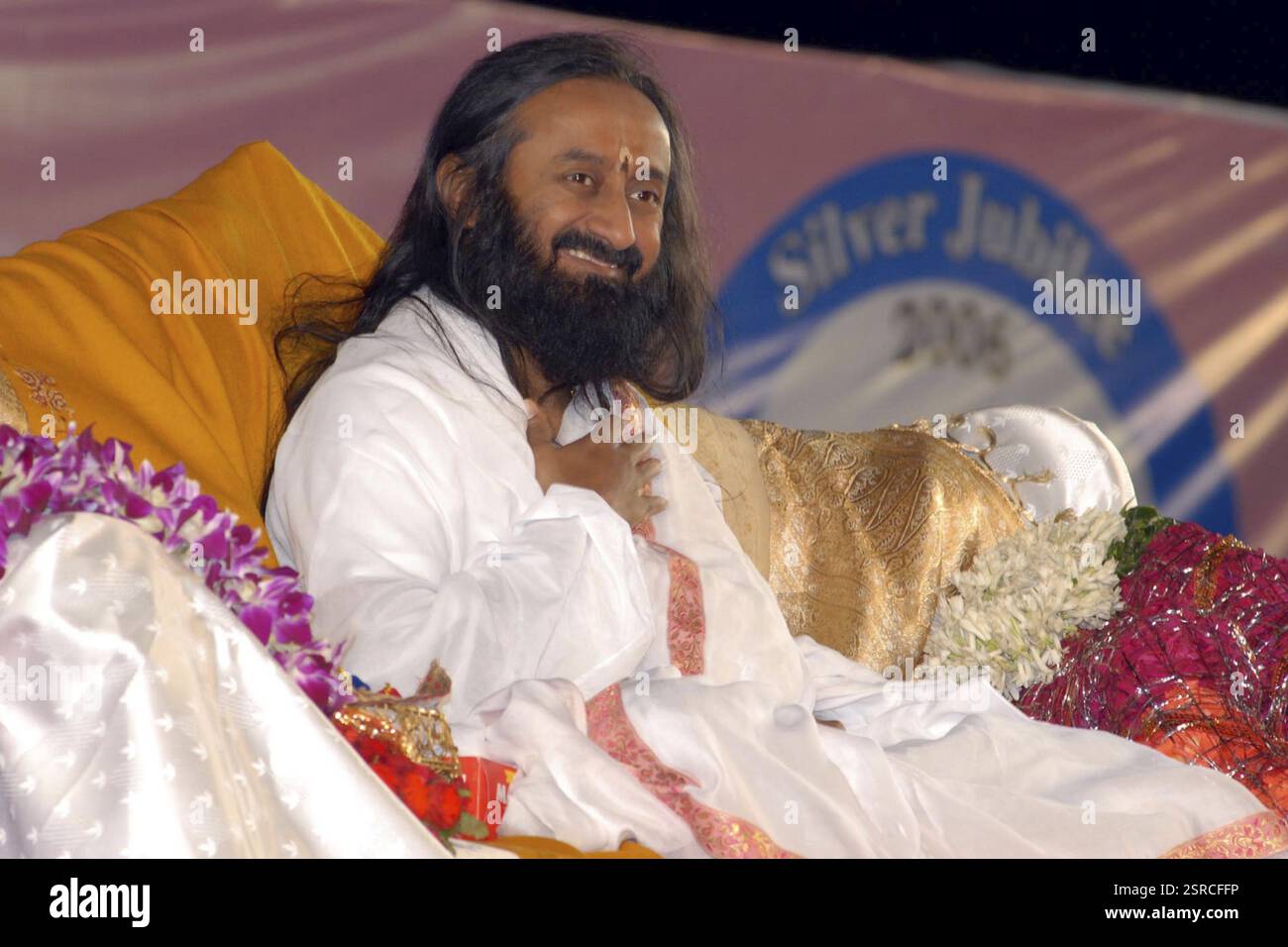 Gurudev Sri Sri Ravi Shankar at yoga camp, Mumbai, Maharashtra, India ...