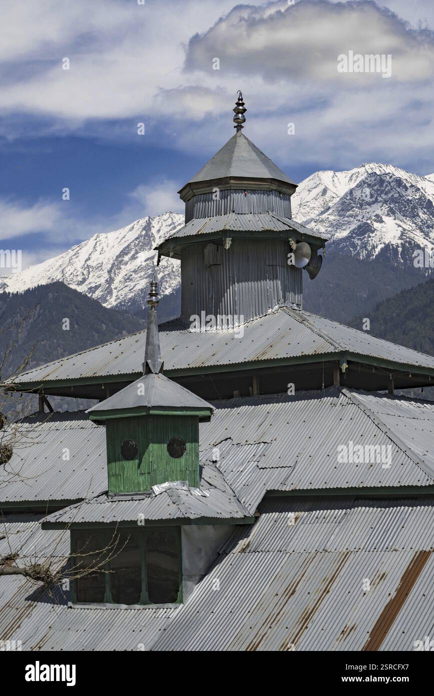 Islamic masjid, pahalgam, jammu and kashmir, India, Asia Stock Photo ...