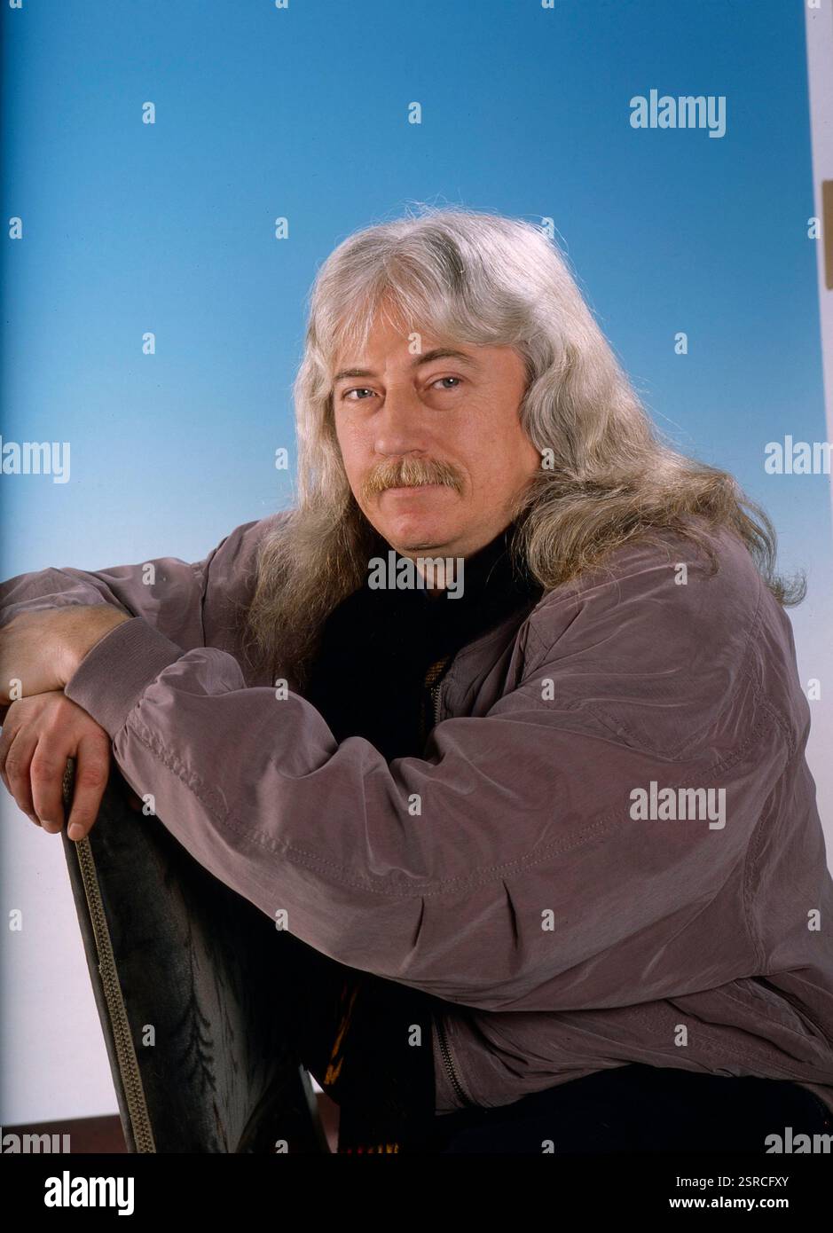 Ddr sanger hi-res stock photography and images - Alamy