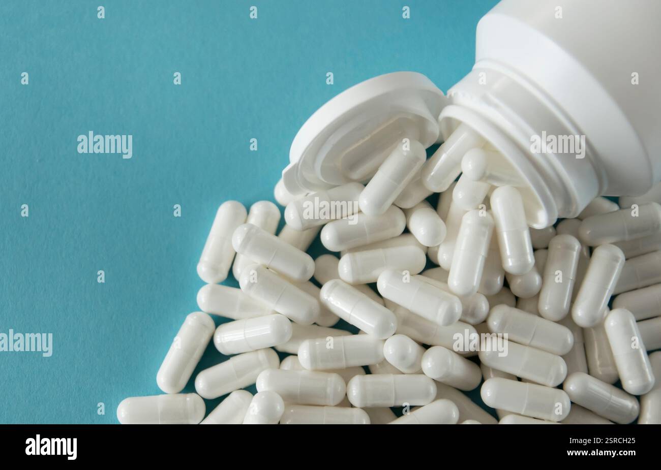 Bio supplements drugs bottle hi-res stock photography and images - Alamy