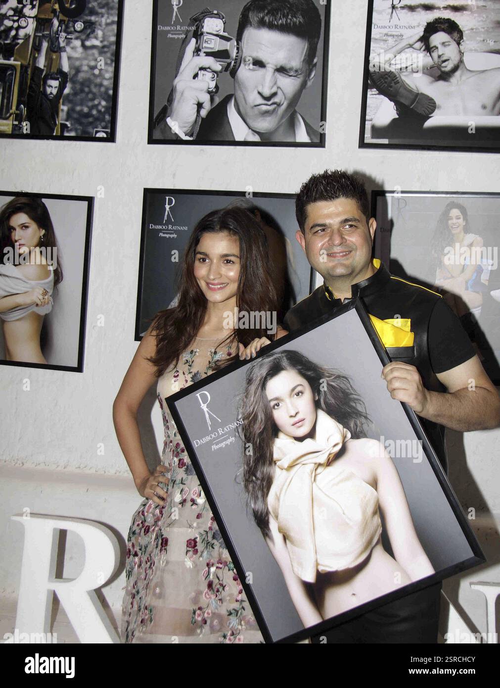 Fashion photographer Dabboo Ratnani with Bollywood actor Alia Bhatt ...