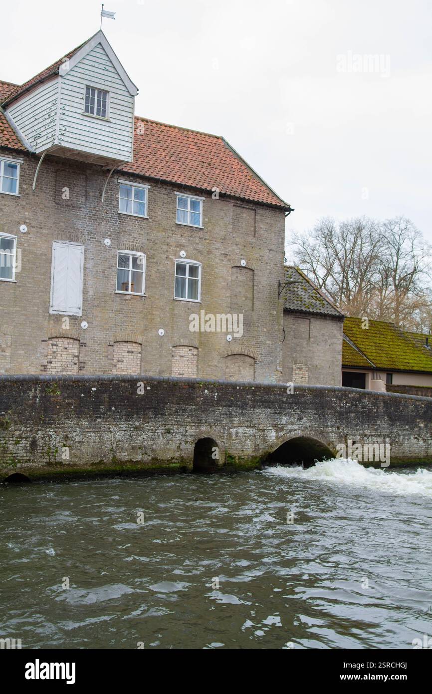 River thet hi-res stock photography and images - Alamy