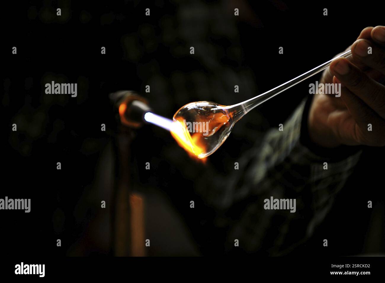 Glass Handicraft Surat Gujarat India Asia Dec 2010 Stock Photo - Alamy