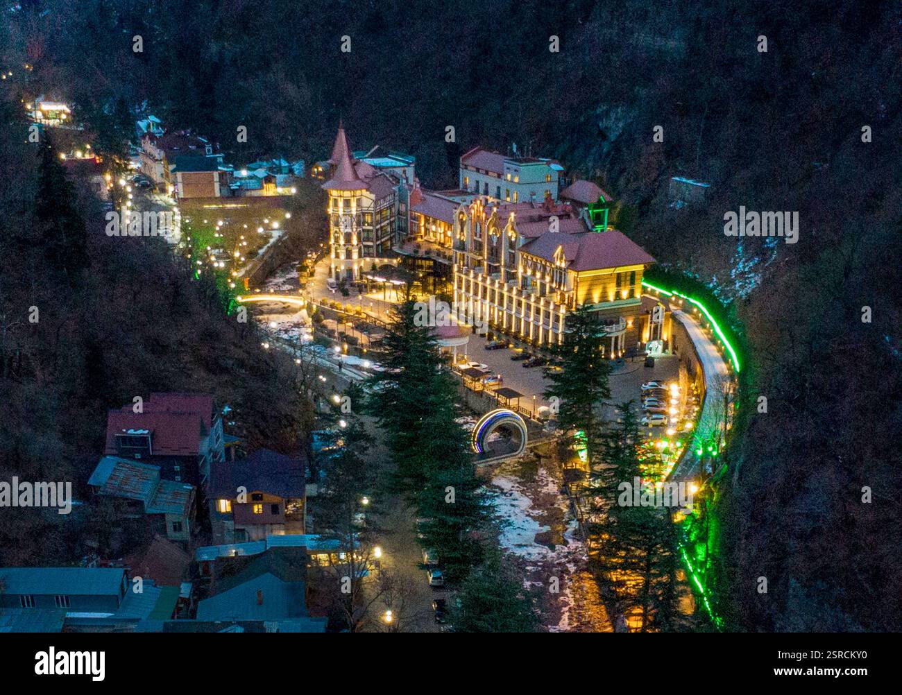 Crownr plaza hotel hi-res stock photography and images - Alamy