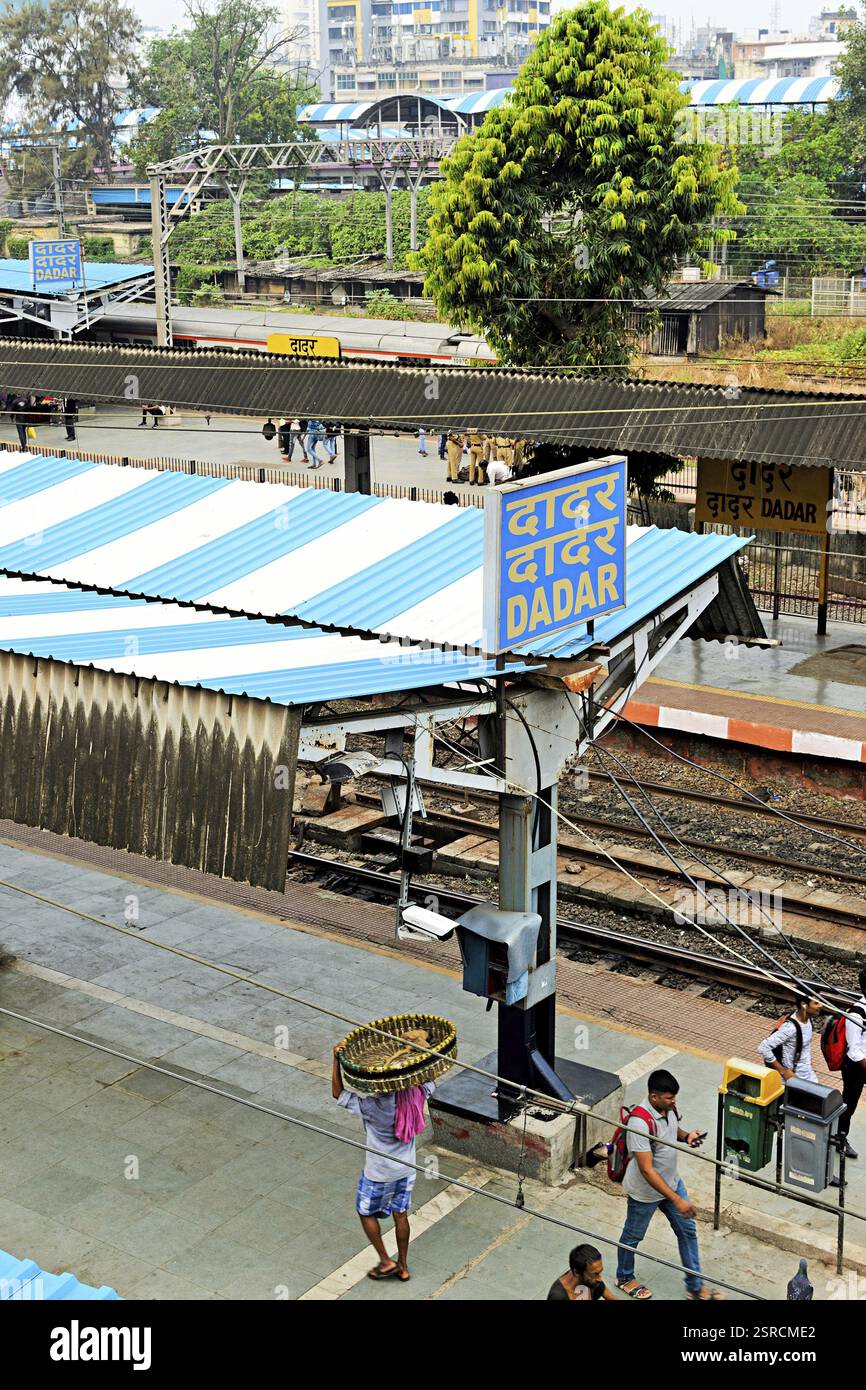 Dadar Railway Station, Mumbai, Maharashtra, India, Asia Stock Photo - Alamy