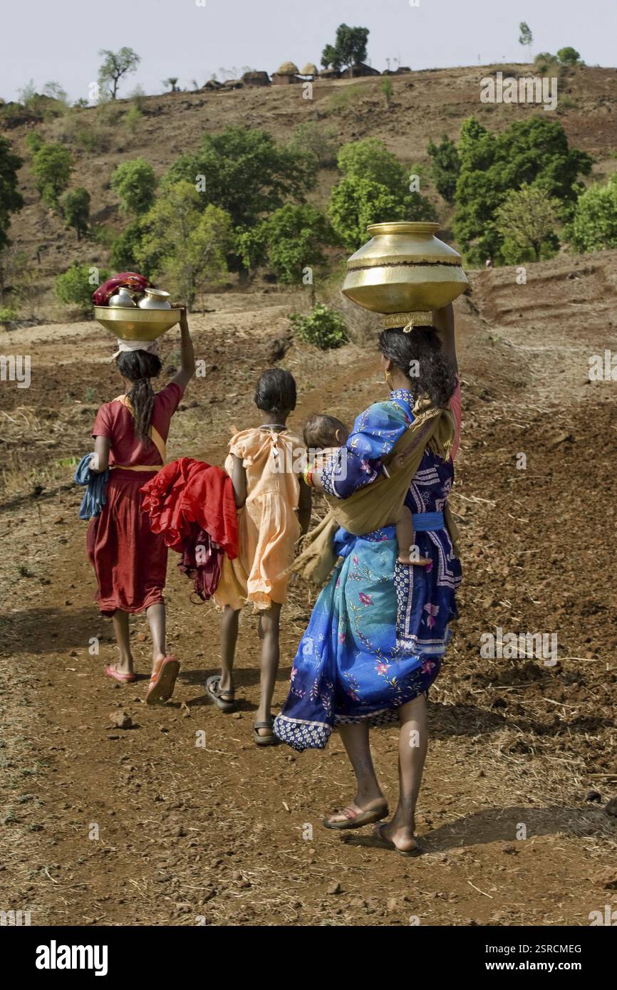 Water shortage, dindori, Madhya Pradesh, India, Asia Stock Photo - Alamy