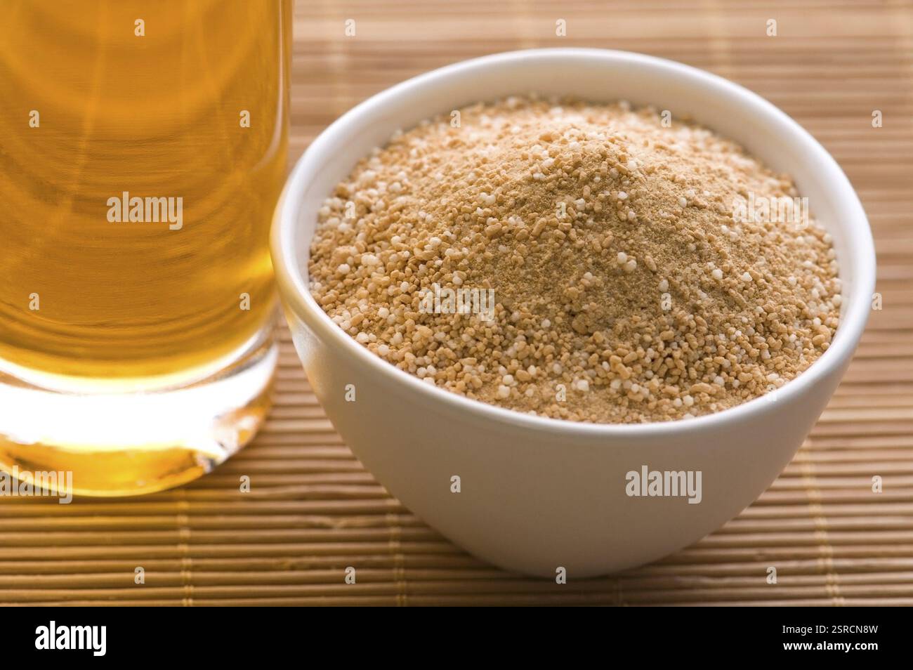 Bath salt and oil Stock Photo - Alamy