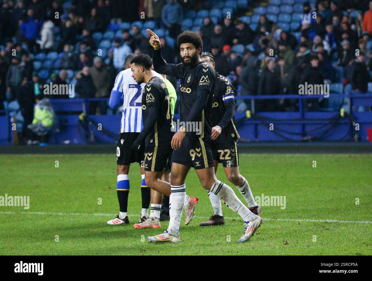 Sheffield, UK. 15th Feb, 2025. Coventry City forward Ellis Simms (9 ...