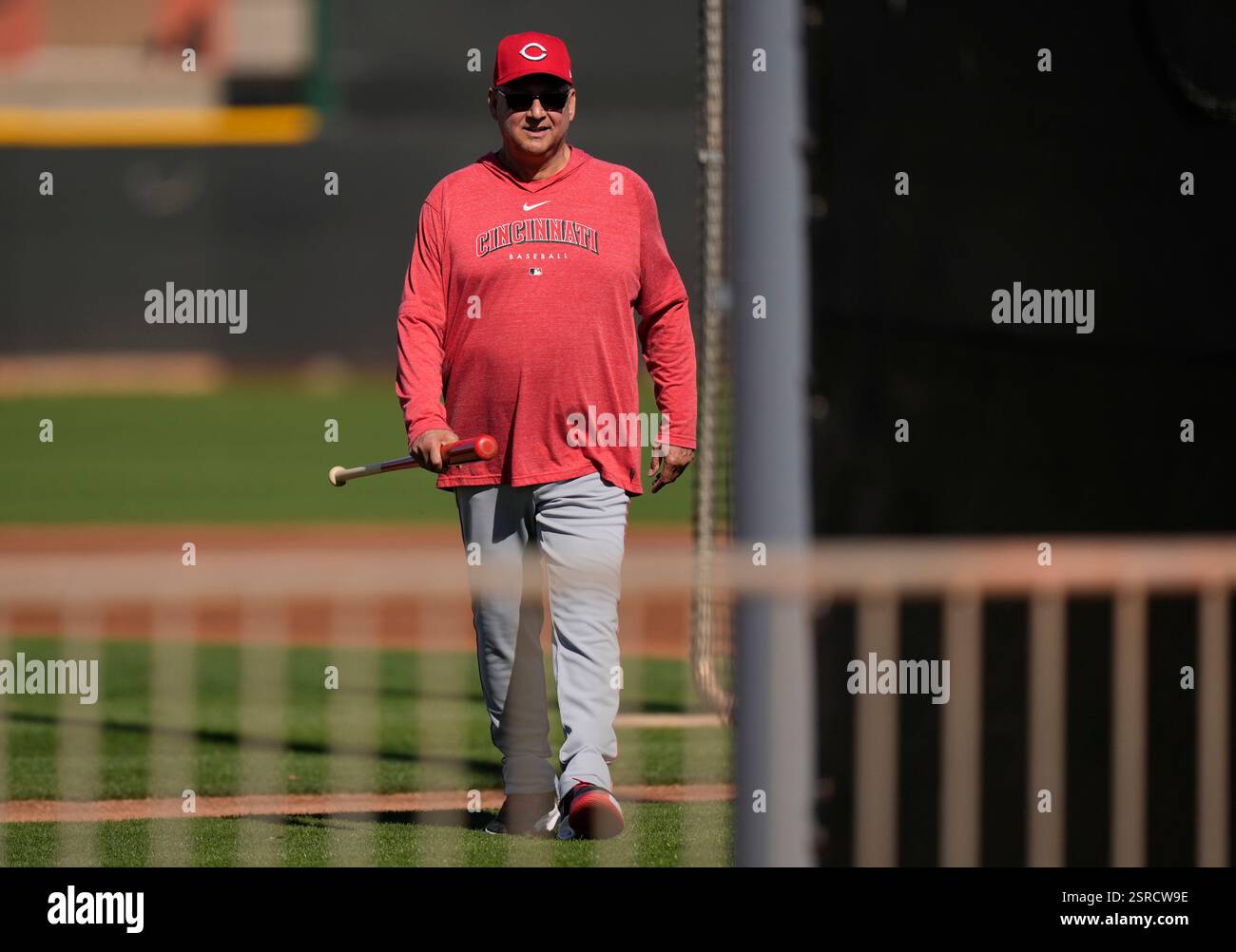Cincinnati Reds manager Terry Francona walks across a field during ...
