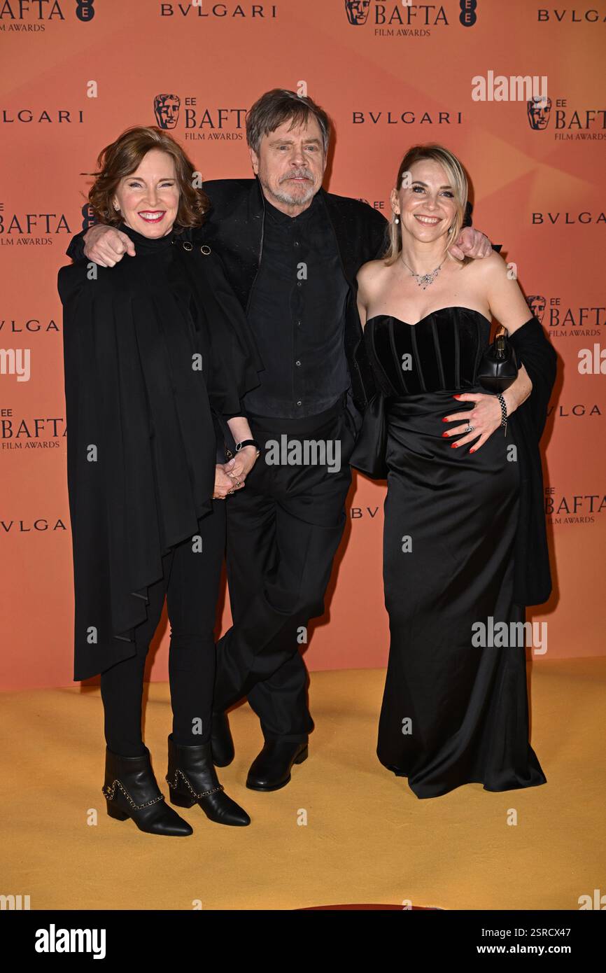 Mark Hamill with his wife Marilou York (left) and daughter Chelsea ...