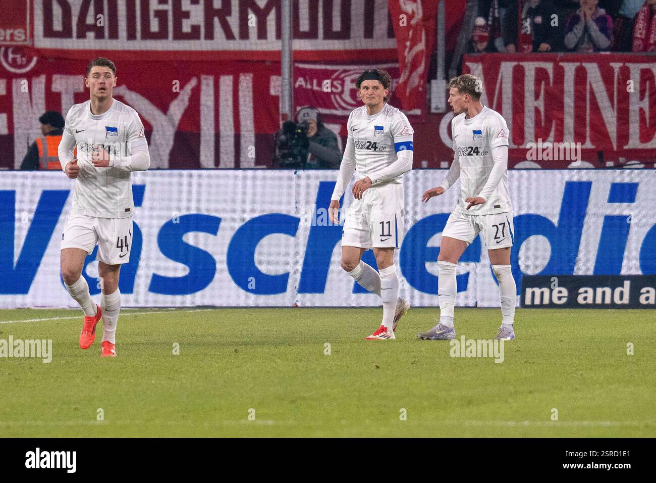 Duesseldorf, Deutschland. 15th Feb, 2025. 0:1 durch Fabian Reese ...