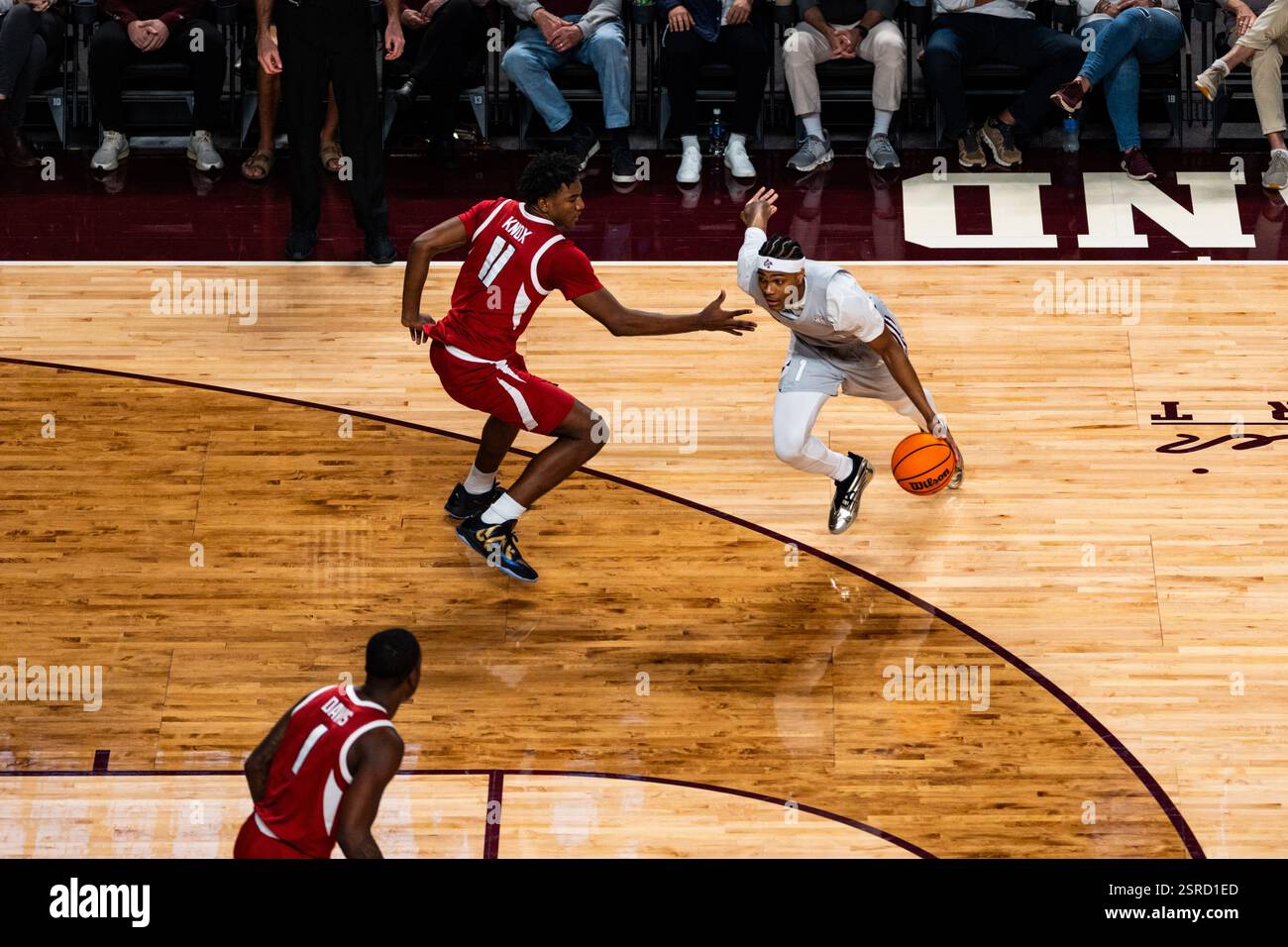 College Station, Texas, USA. 15th Feb, 2025. Texas A&M guard ZHURIC ...
