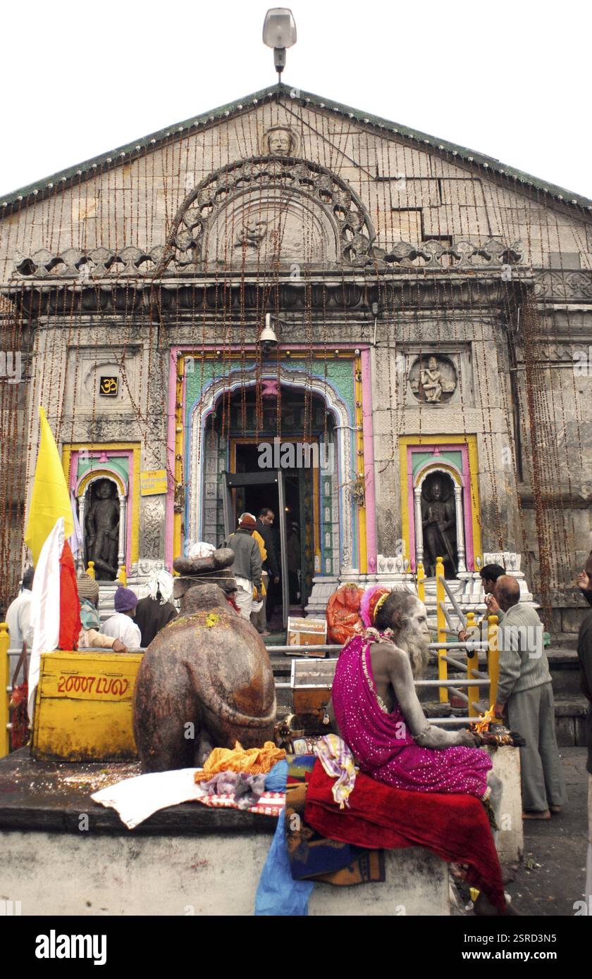 Entrance Kedarnath ancient Color Colors exterior figure figures ...
