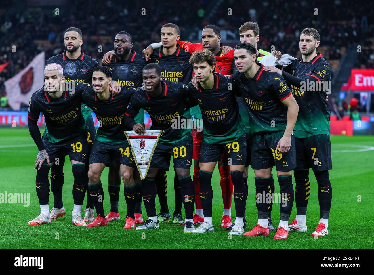 Milan, Italien. 15th Feb, 2025. AC Milan players line up during Serie A ...