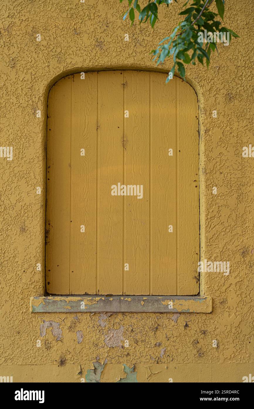 Old plaster stucco facade wall of vintage architecture building is ...