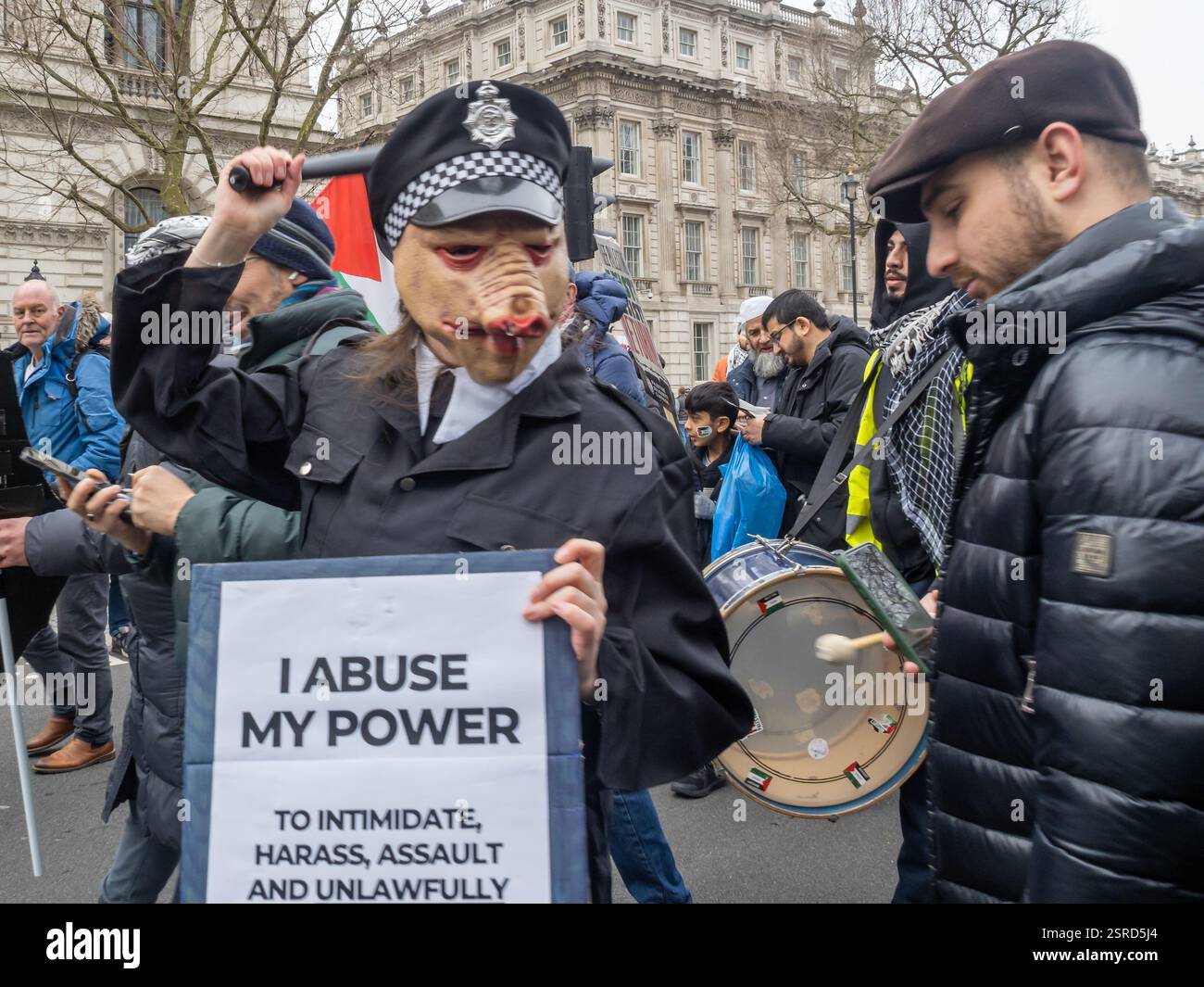 Trump is a pig hi-res stock photography and images - Alamy