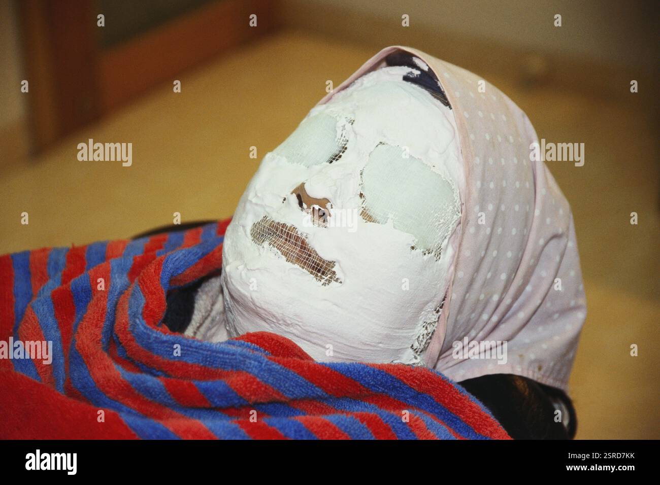 Facial on face of lady in beauty parlour, India MR#672 Stock Photo - Alamy