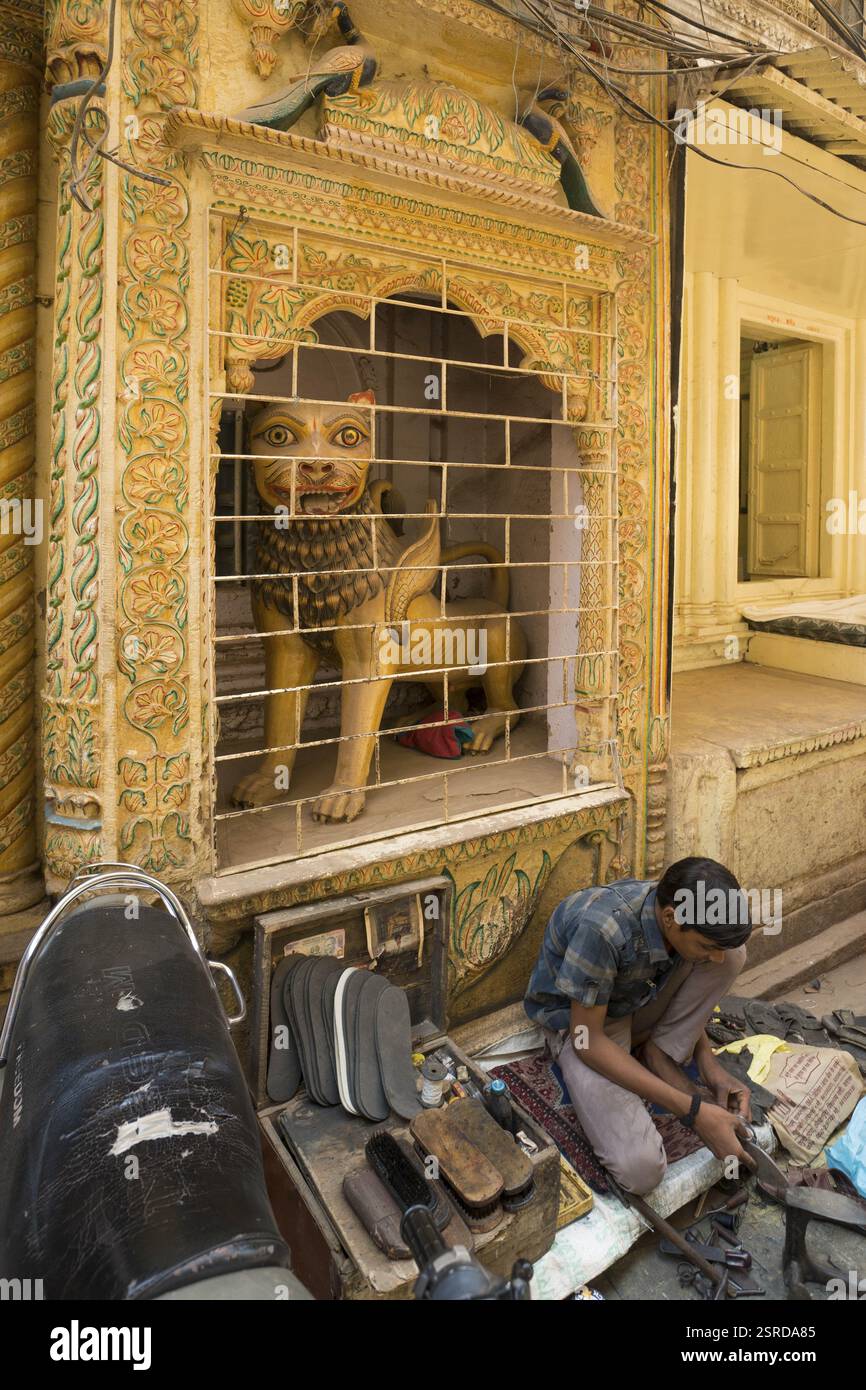 Traditional house, varanasi, uttar pradesh, india, asia Stock Photo - Alamy