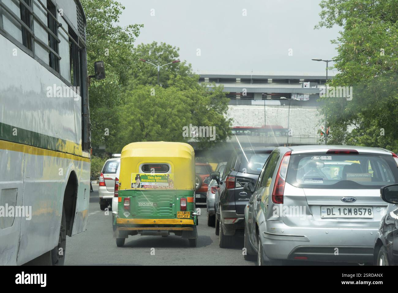 Auto, bus and cars traffic, Delhi, India, Asia Stock Photo - Alamy